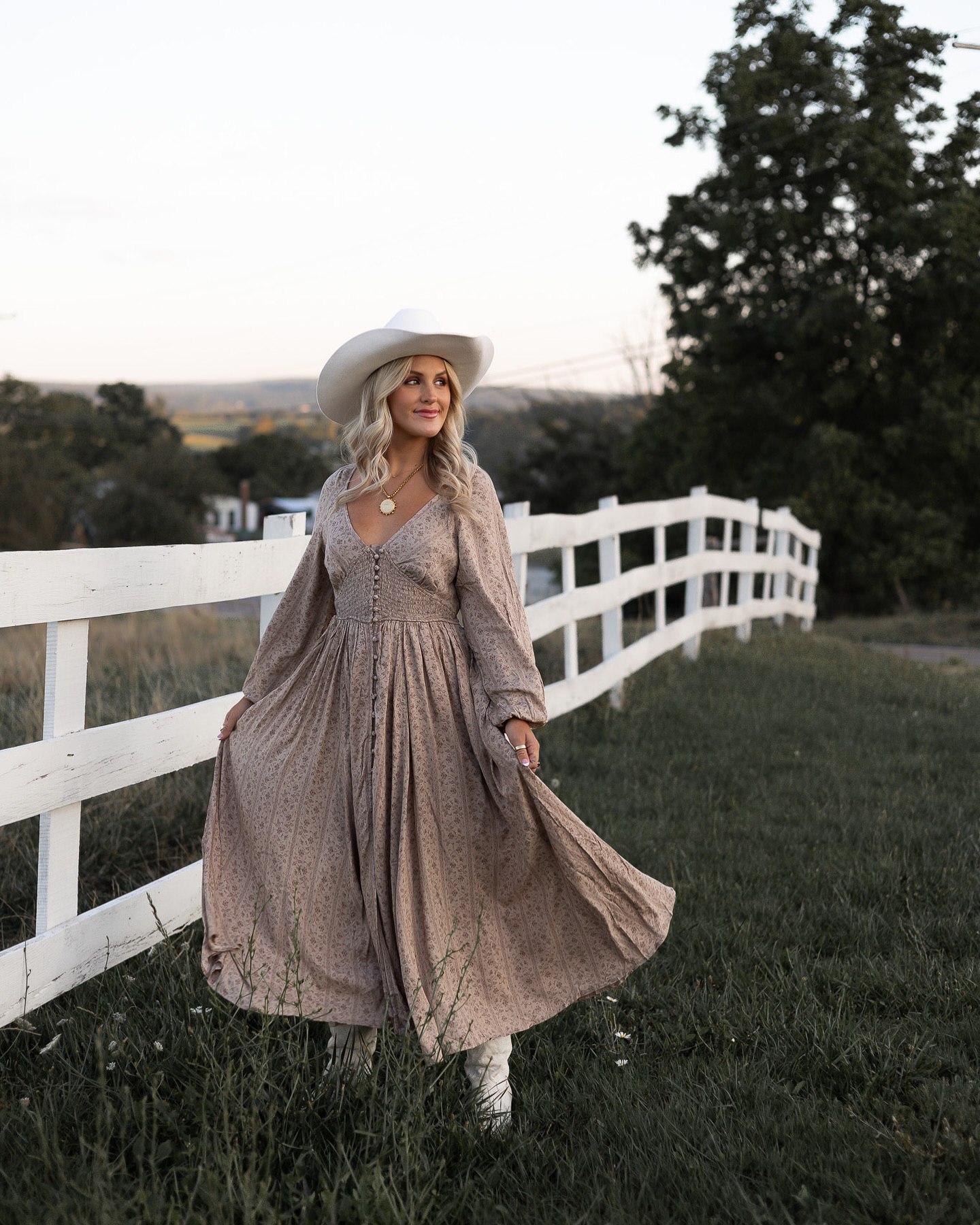 35 Western Outfits Women 2025: Stunning Styles for Every Occasion and ...