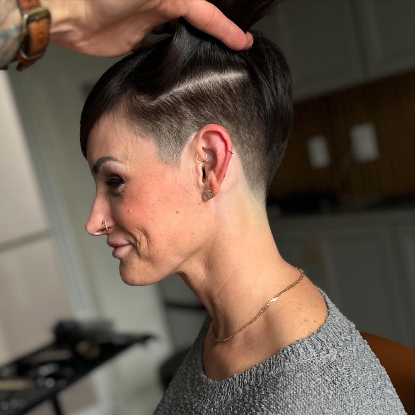 25 Short Hairstyles Women 2025: Trendy Cuts You’ll Want to Try Right ...