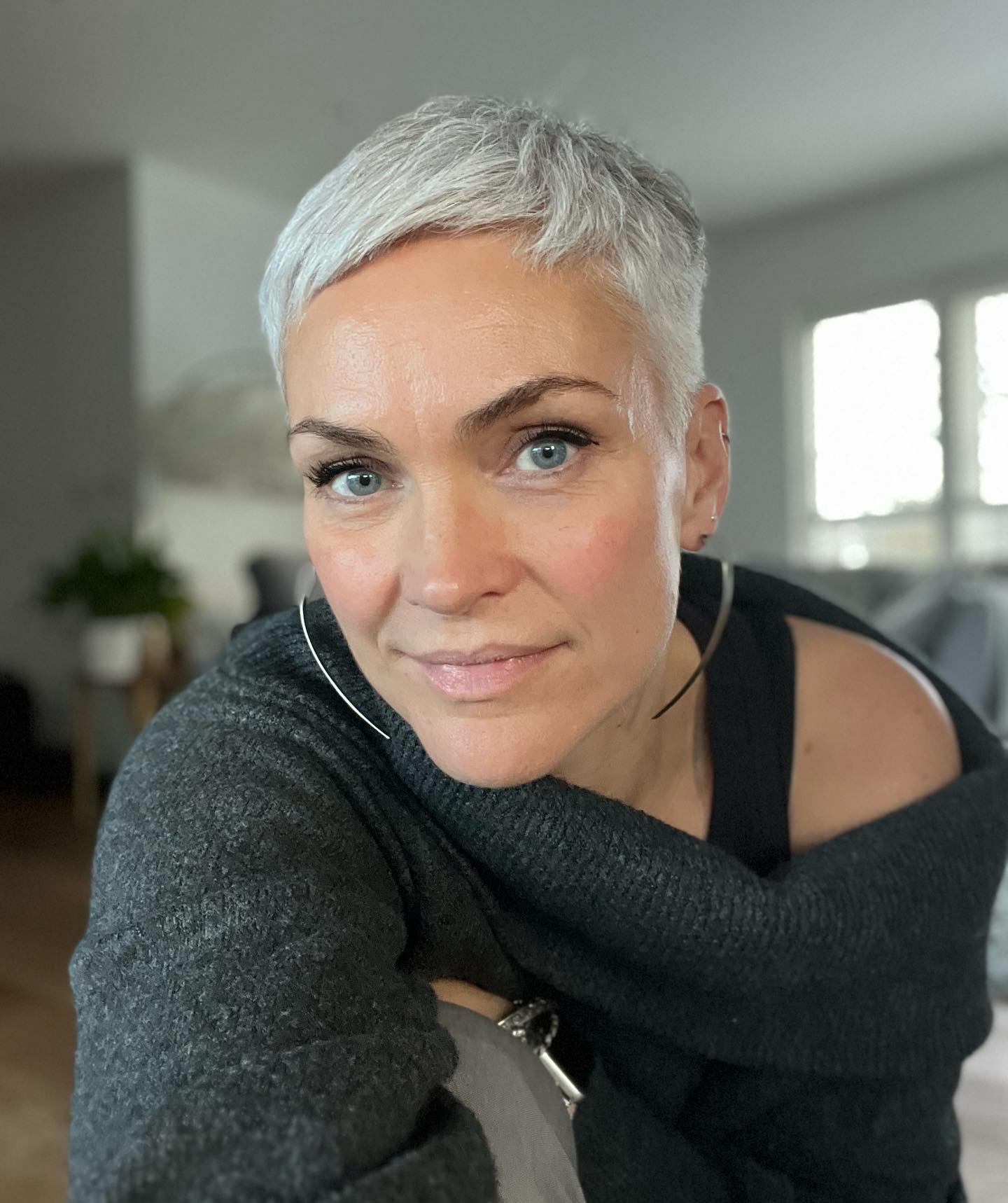 29 Stunning Short Hairstyles for Women Over 50 in 2025 to Inspire Your Next Look - divagaze.com