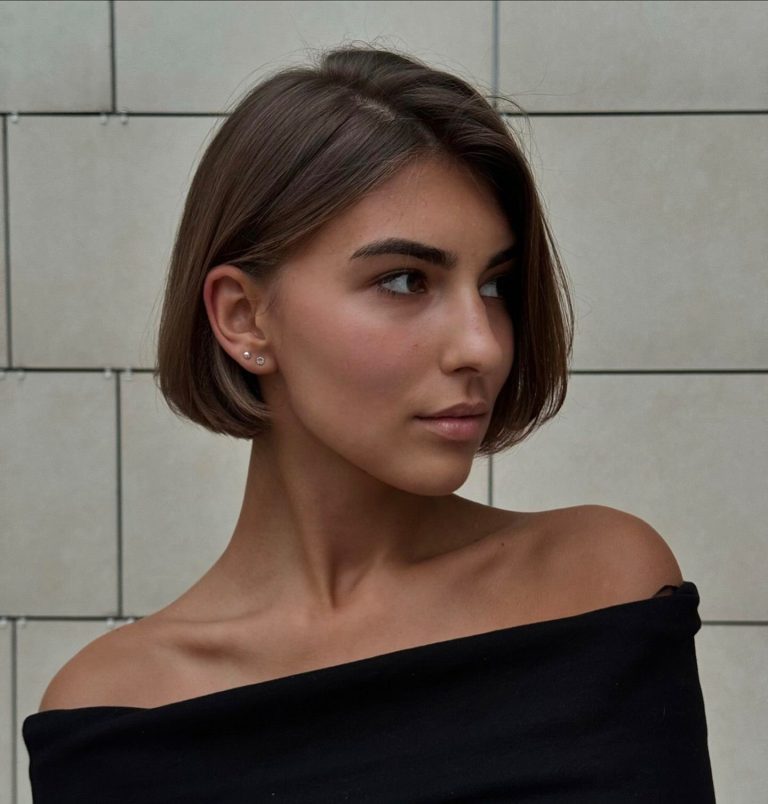 25 Short Hairstyles Women 2025: Trendy Cuts You’ll Want to Try Right ...