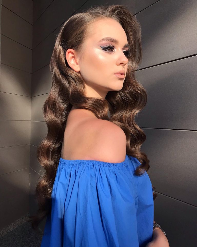 35 Long Hairstyles for Women 2025: Trendy Ideas for Every Age and ...