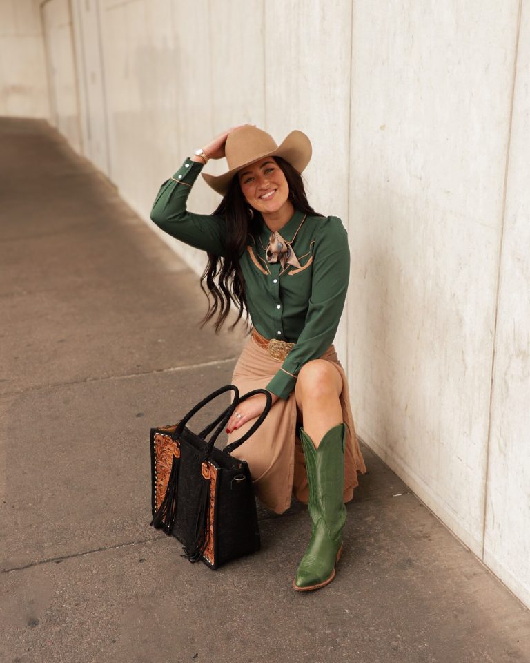 35 Western Outfits Women 2025: Stunning Styles for Every Occasion and ...