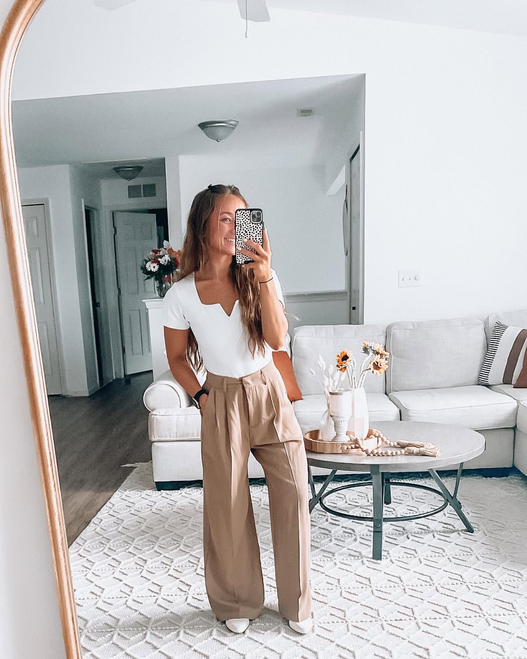 25 Teacher Outfits 2025: Stylish and Comfy Looks for Every Season and ...