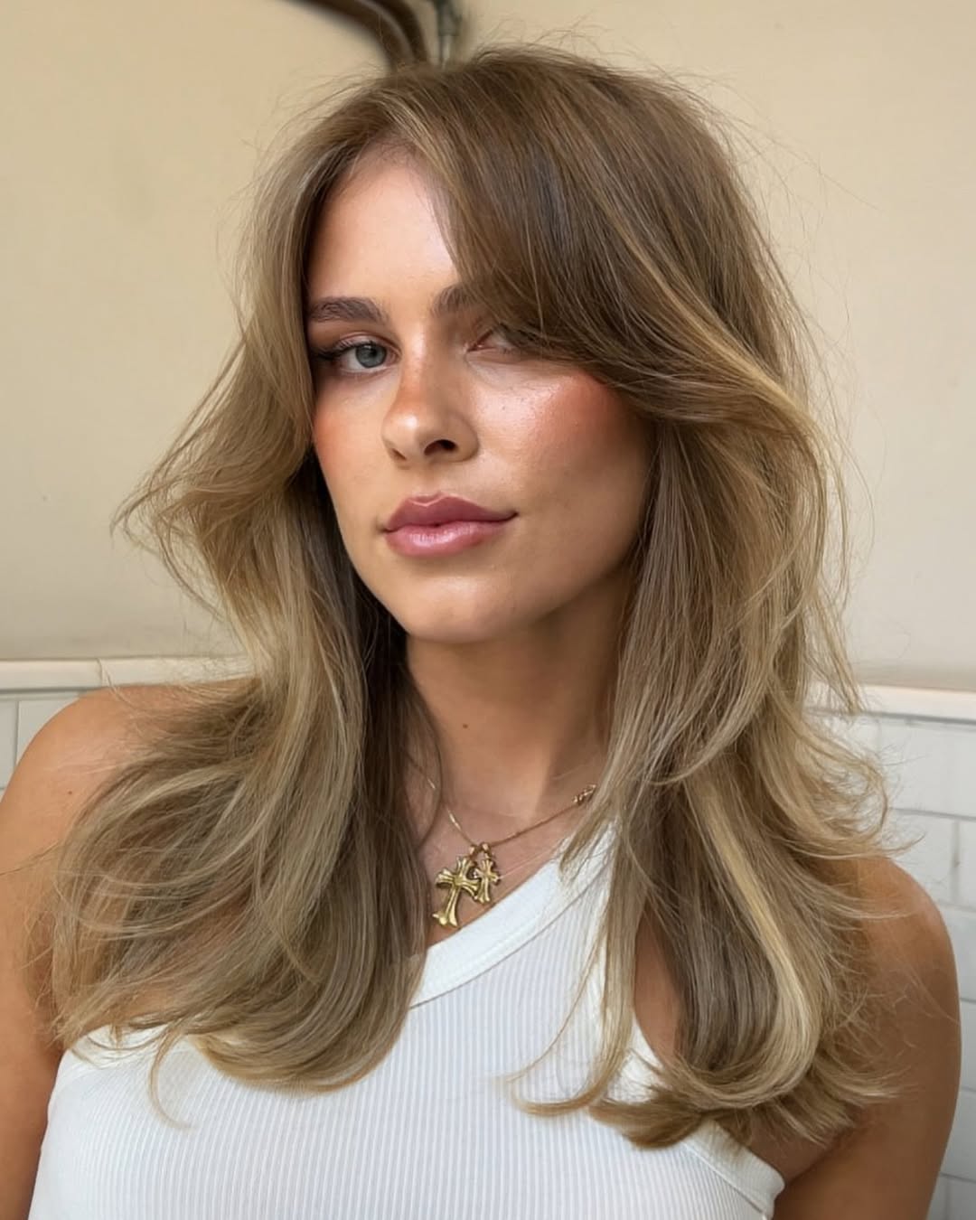 35 Mid-Length Hairstyles For Women 2025 – Trendy Layered Cuts, Curtain ...