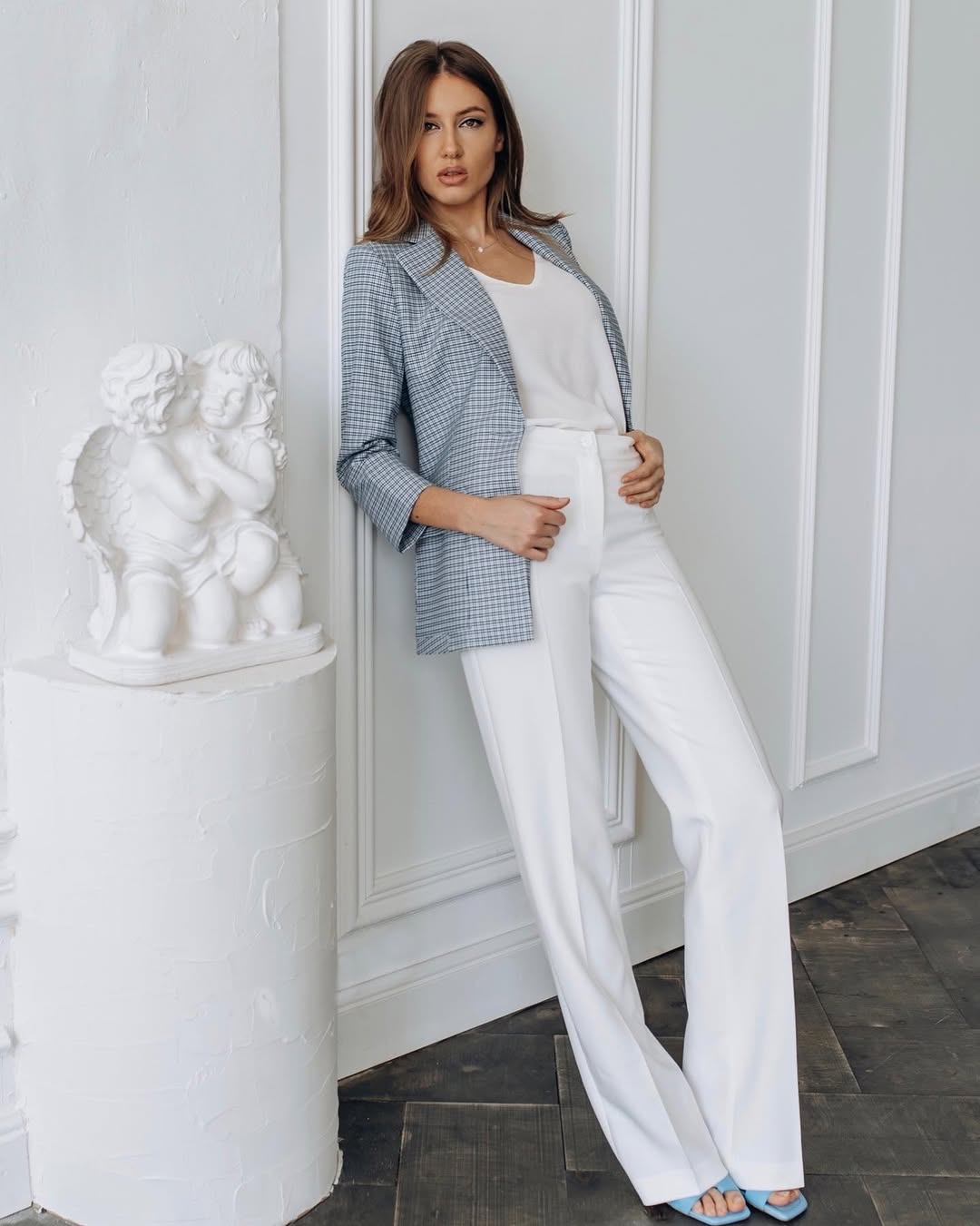 25 Teacher Outfits 2025: Stylish and Comfy Looks for Every Season and ...