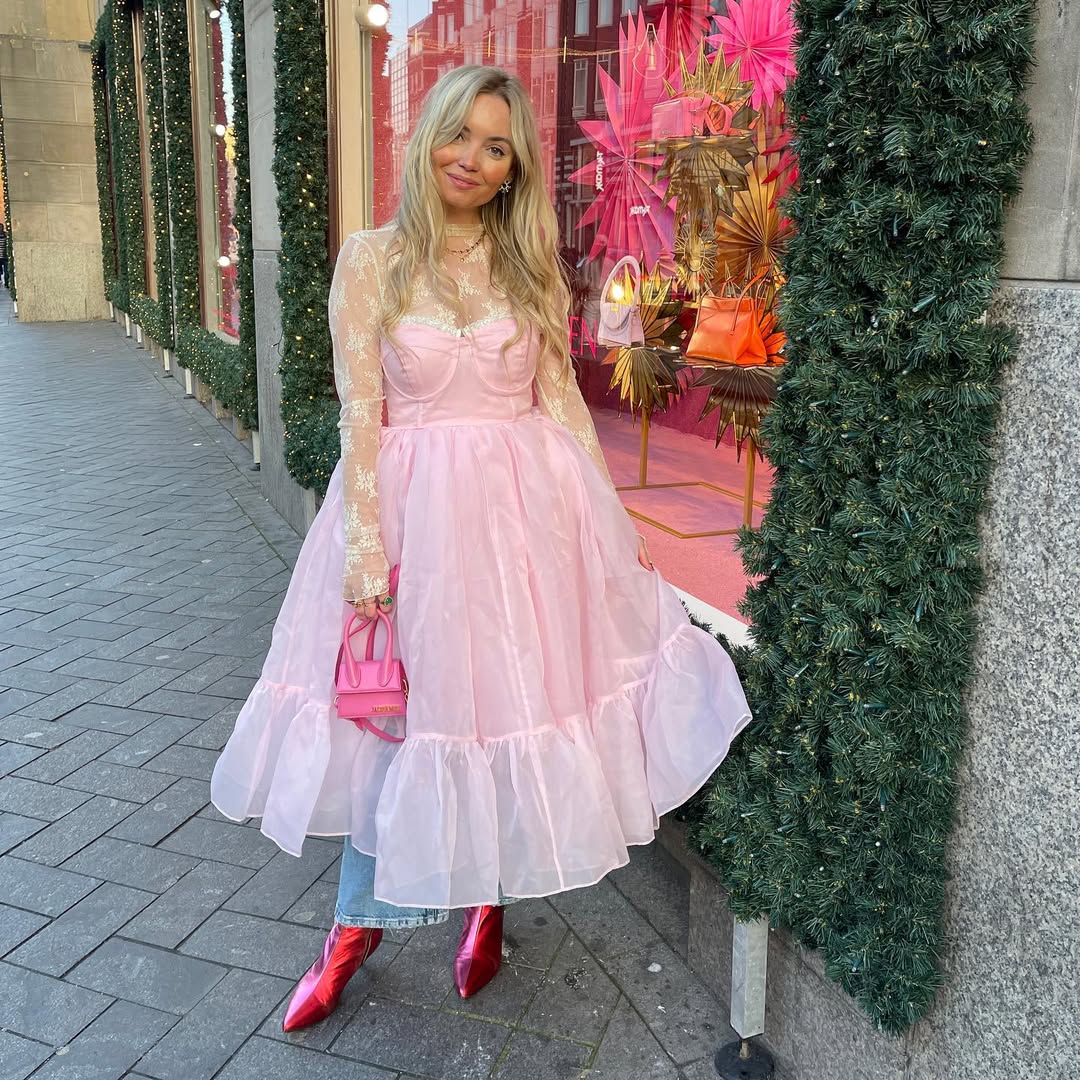 30 High Tea Outfits for Women 2025: Elegant, Modern and Vintage Styles ...