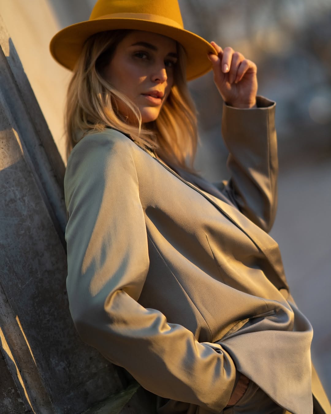 25 Hat Outfits for Women 2025: Trendy and Classy Ways to Style Hats for ...