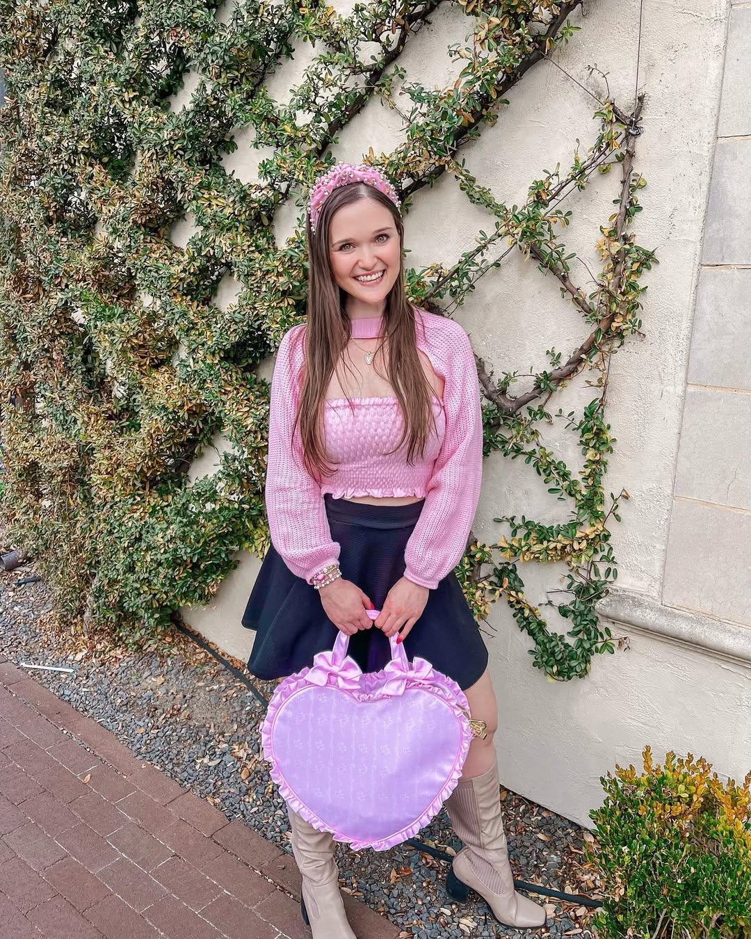 30 High Tea Outfits for Women 2025: Elegant, Modern and Vintage Styles ...