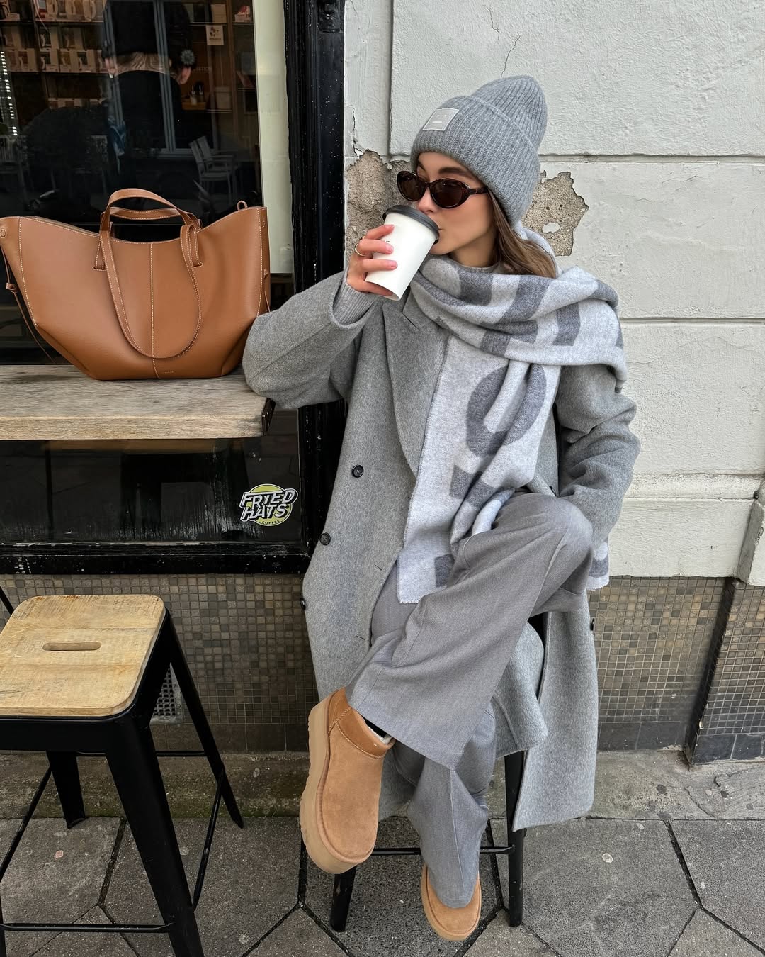 35 Cold Weather Outfits 2025: Trendy and Cozy Looks for Winter Freezing ...