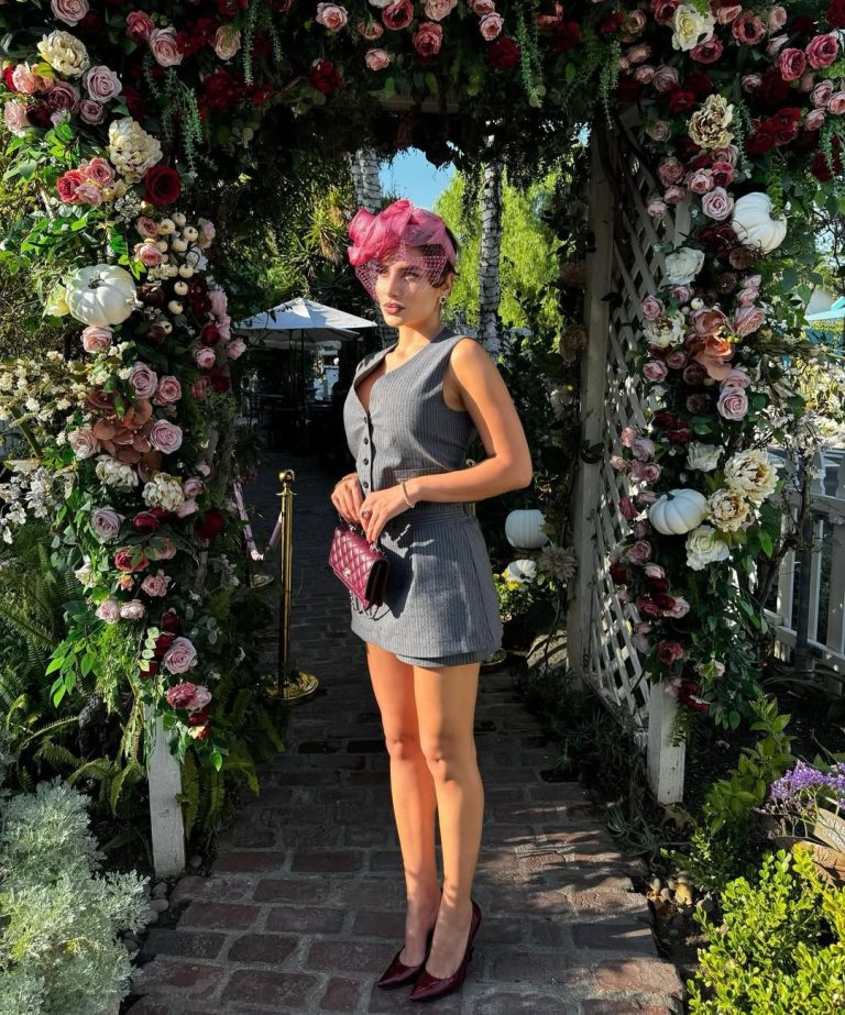 30 High Tea Outfits for Women 2025: Elegant, Modern and Vintage Styles ...