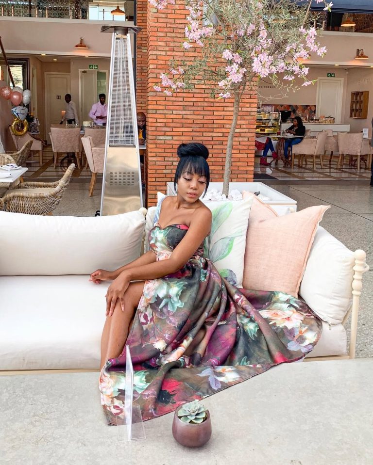 30 High Tea Outfits for Women 2025: Elegant, Modern and Vintage Styles ...