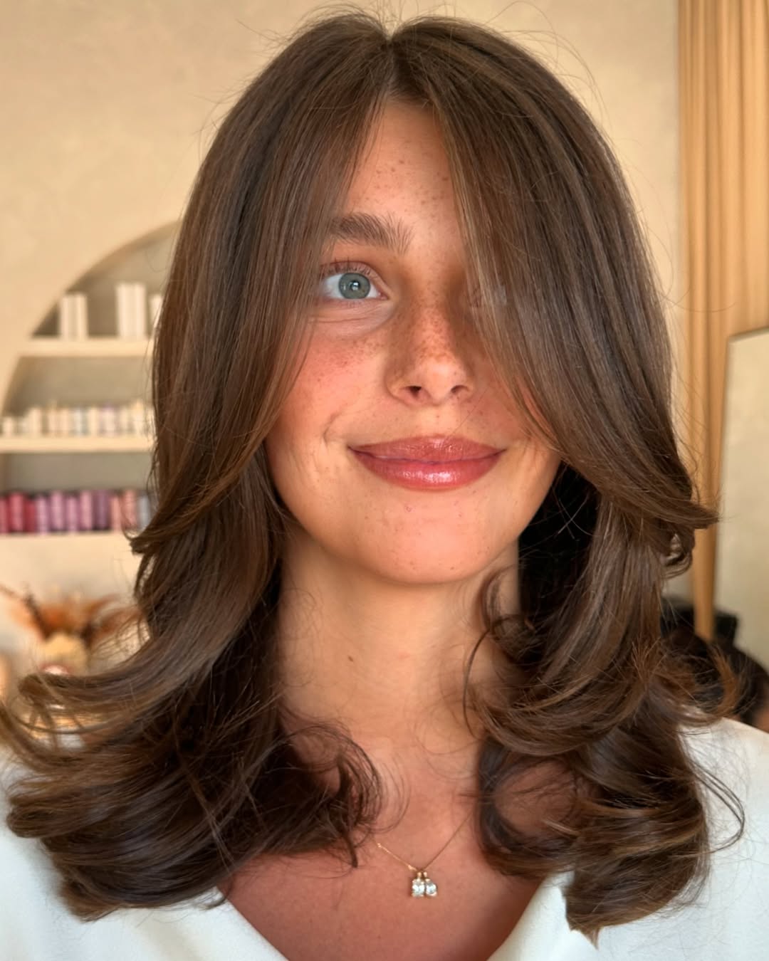 35 Mid-Length Hairstyles For Women 2025 – Trendy Layered Cuts, Curtain ...