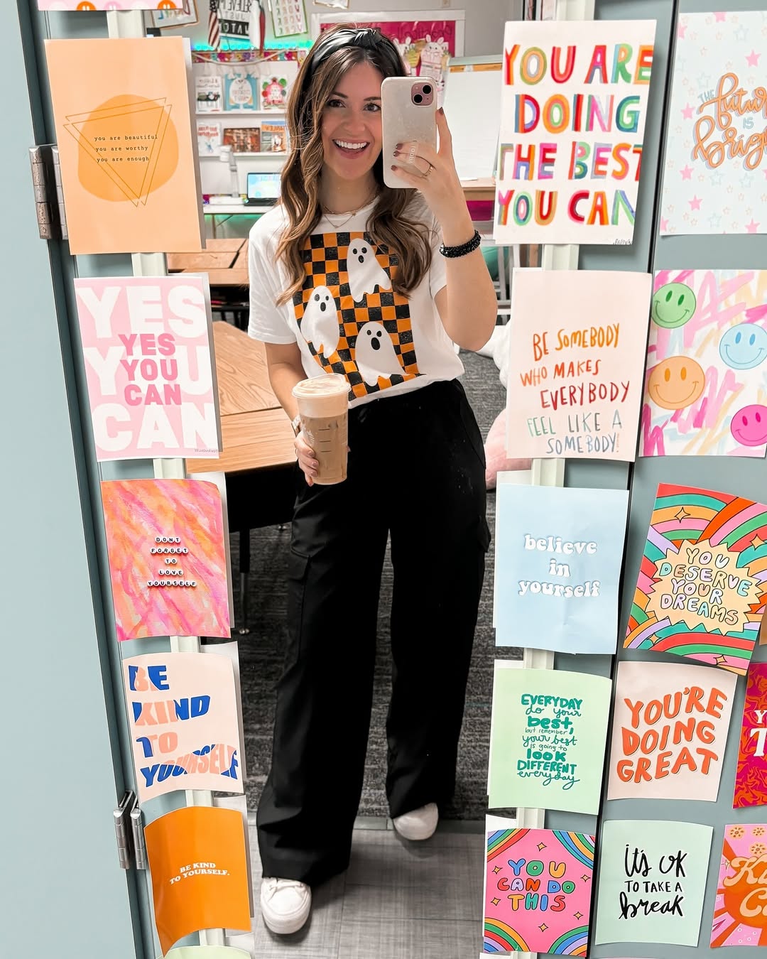 35 Young Teacher Outfits 2025: Stylish and Comfortable Looks for Every ...