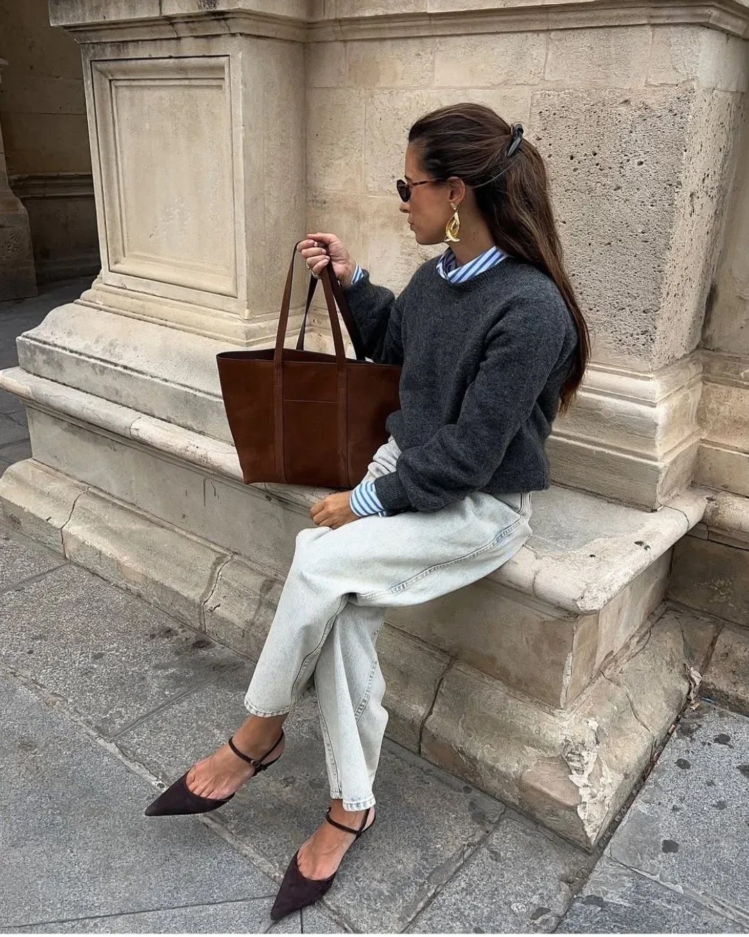 25 Teacher Outfits 2025: Stylish and Comfy Looks for Every Season and ...