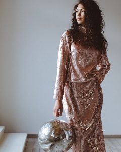 30 Disco Party Outfit Ideas 2025 – Shine Like A Star At Every Night ...