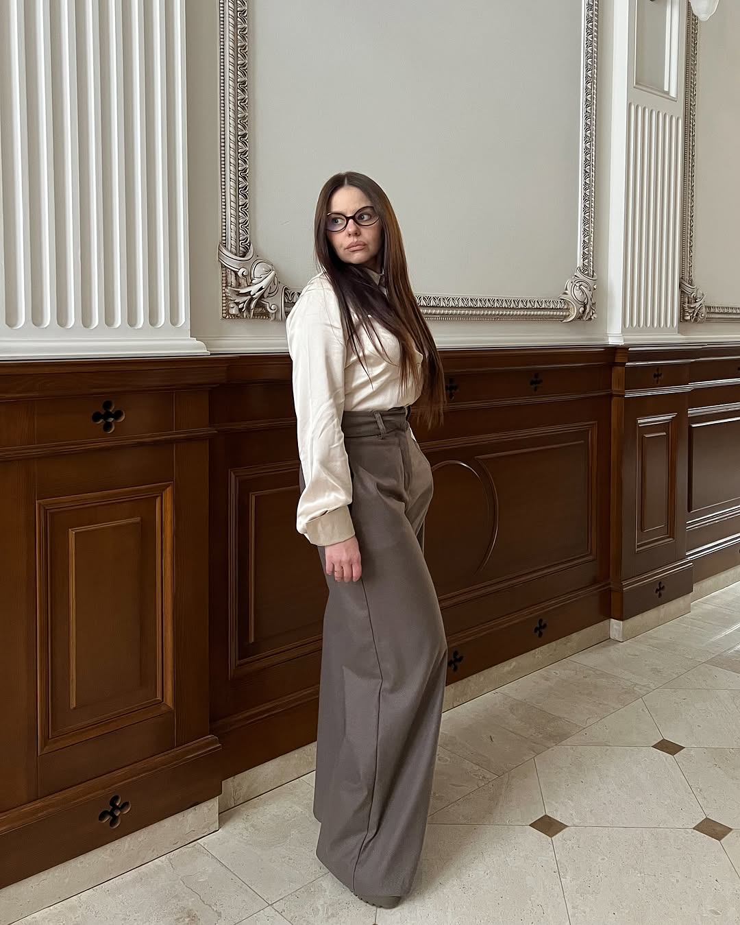 25 Teacher Outfits 2025: Stylish and Comfy Looks for Every Season and ...