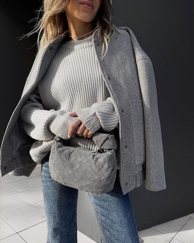 30 Sweater Outfits 2025: Trendy, Cozy And Chic Looks You Need To Try ...