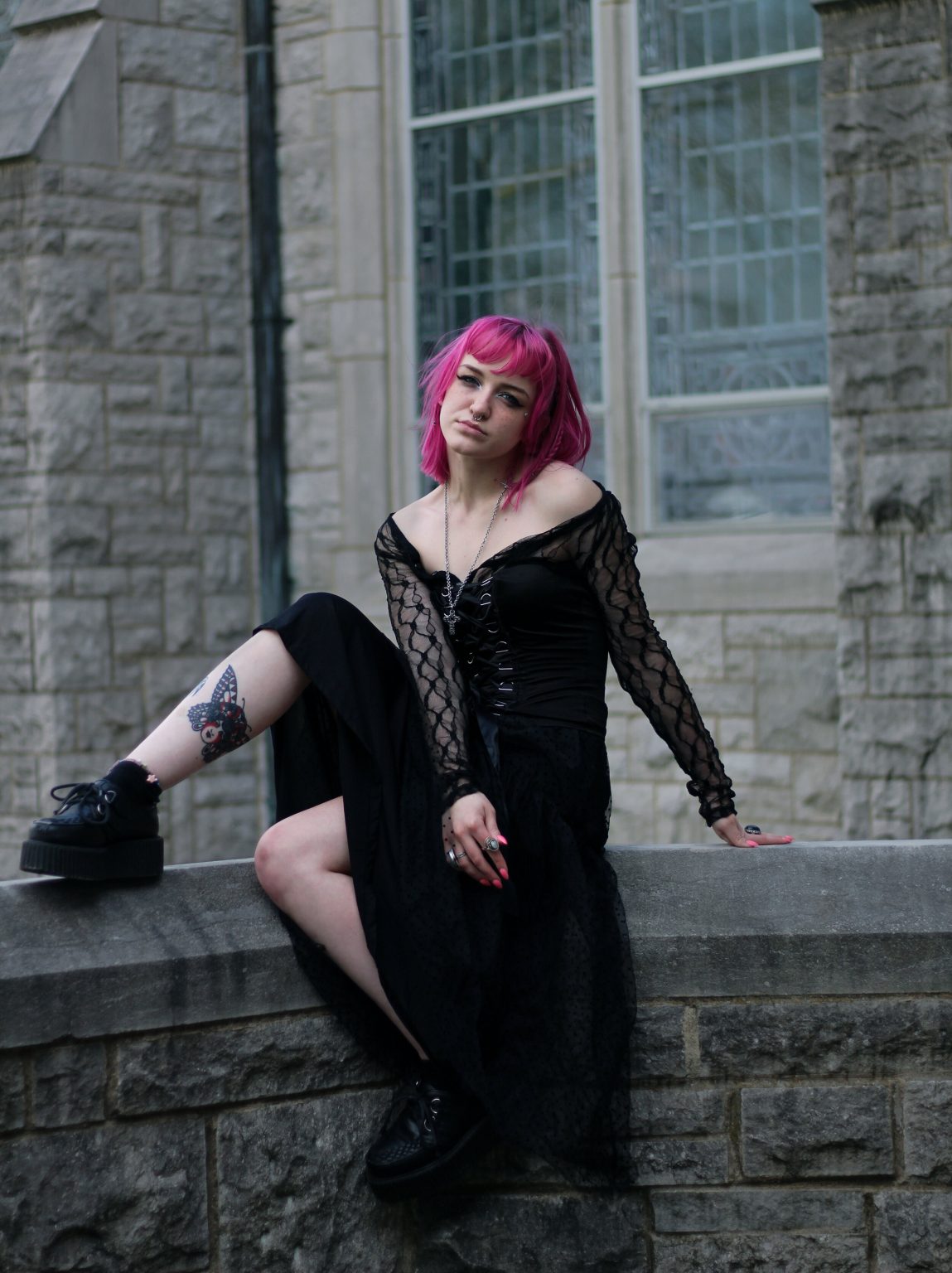 30 Goth Outfits 2025: Dark, Chic & Aesthetic Styles for Every Occasion ...