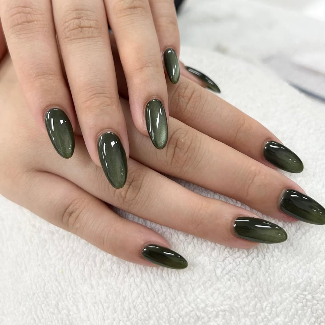 35 Cat Eye Nails That Shine Like Magic – Stunning Designs You Need to ...