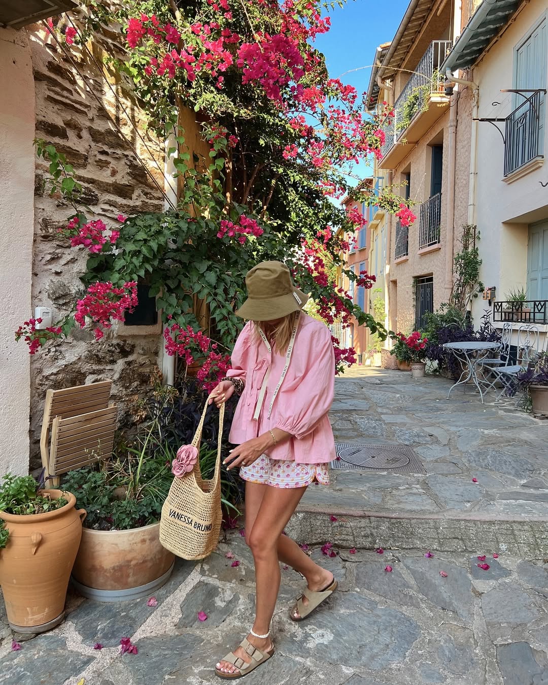 35 Summer Outfits Women 2025 – Trendy and Chic Looks for Every Occasion ...