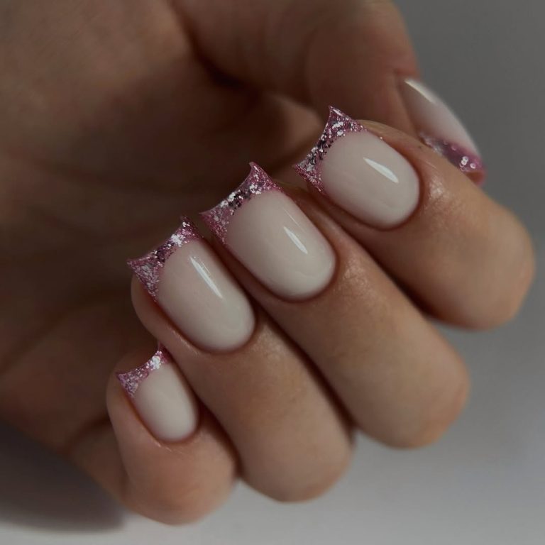 35 Engagement Nails Ideas 2025 That Are Perfect for Your "Yes" Moment ...