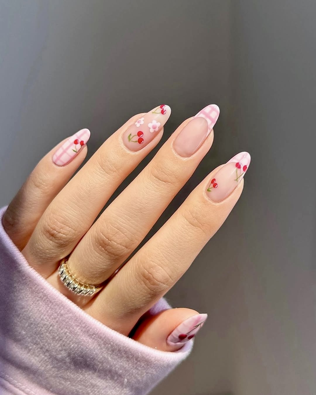 35 Nail Designs Summer 2025: Hot Pink, French Tips and Beachy Colors ...