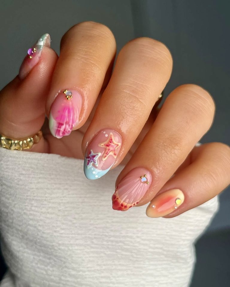 30 Sea Nails Ideas 2025 That Are So Cute, Blue and Trendy You’ll Want ...