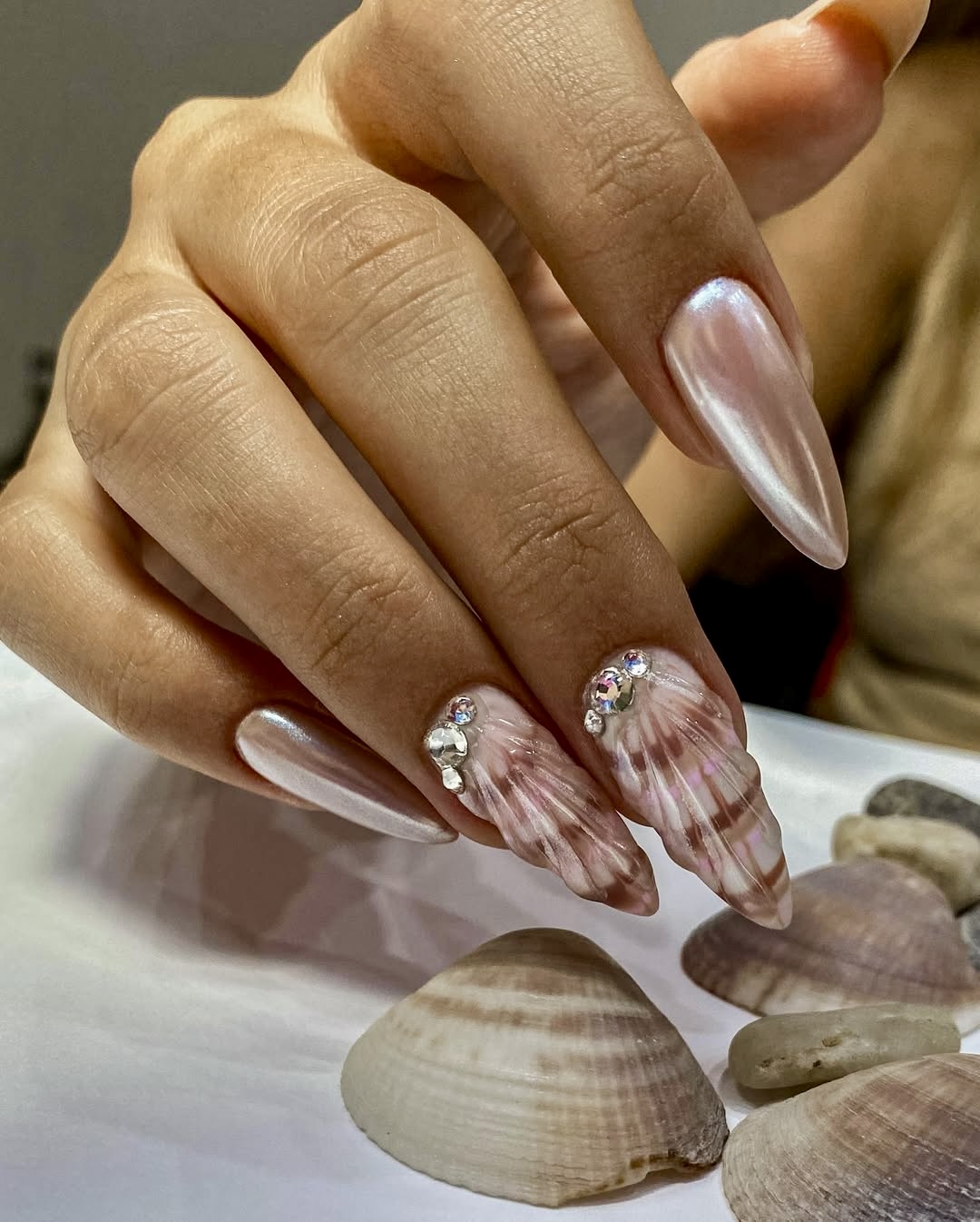 30 Shell Nails 2025 That Bring the Ocean to Your Fingertips - divagaze.com