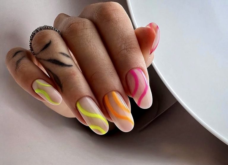 35 Vibrant Nails Summer 2025 That Will Make You Obsessed With Color ...