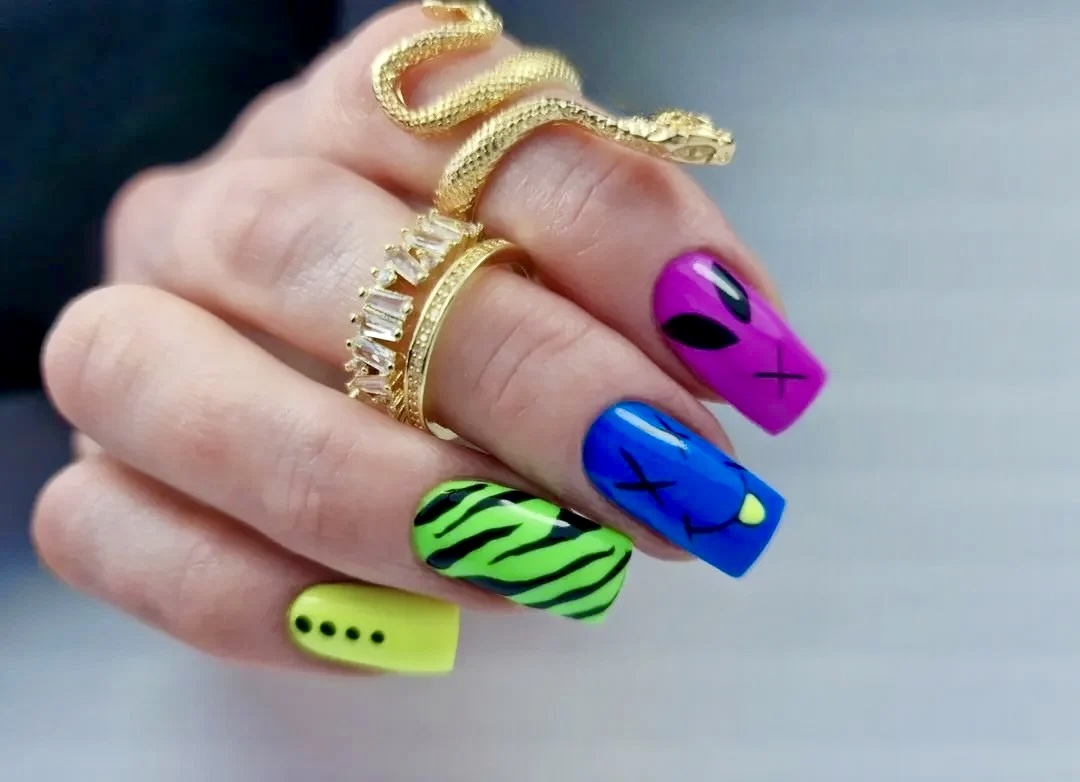 33 Neon Summer Nails 2025 That Are Bright, Fun and Totally On Trend ...