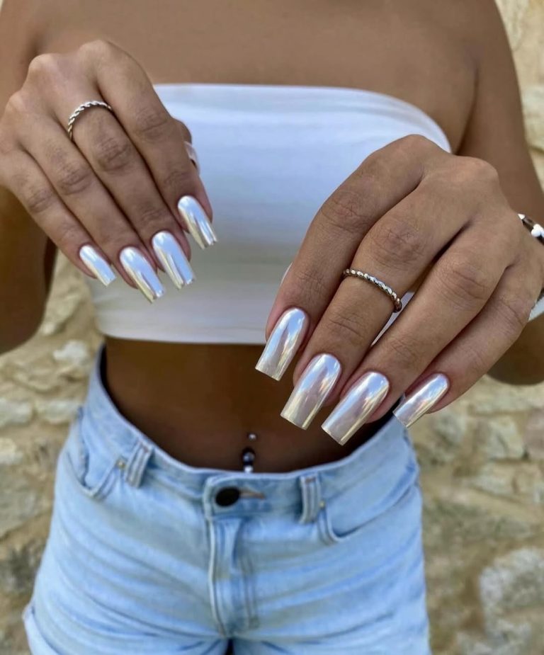 35 Chrome Nails 2025 Ideas to Shine in Style - divagaze.com