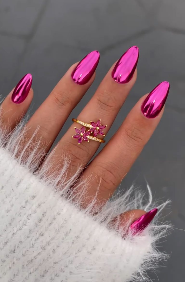 35 Chrome Nails 2025 Ideas to Shine in Style - divagaze.com