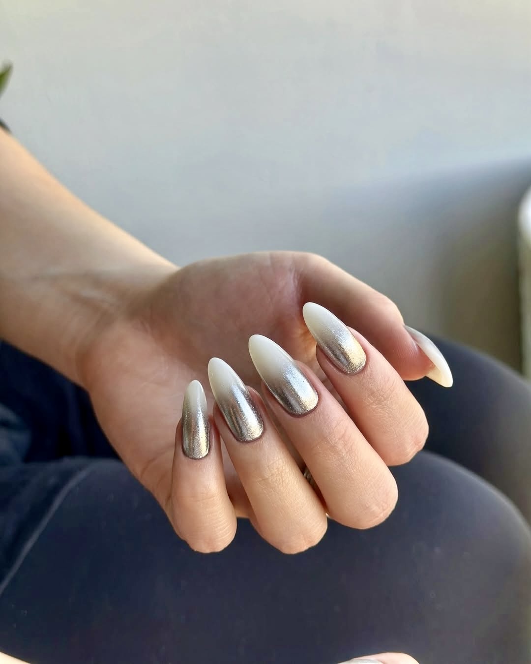 35 Chrome Nails 2025 Ideas to Shine in Style - divagaze.com