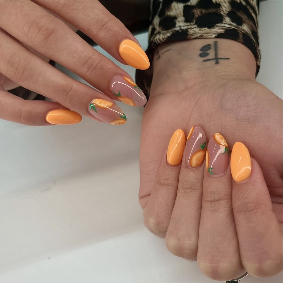 35 Orange Summer Nails 2025 That Will Make Your Manicure Pop with Color ...