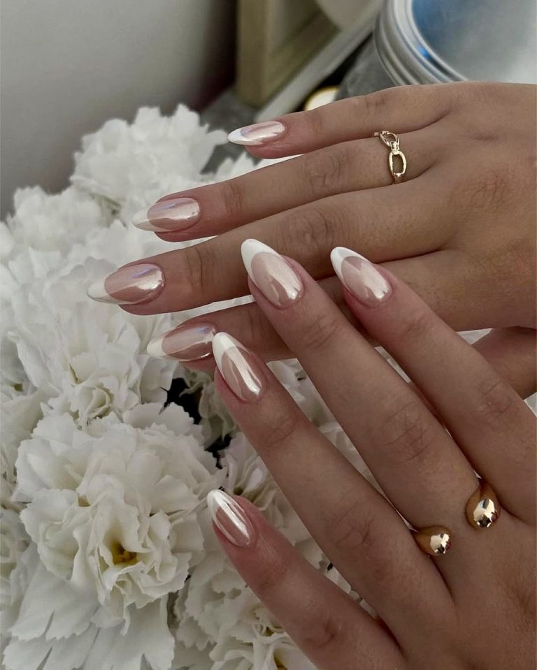 35 Chrome Nails 2025 Ideas to Shine in Style - divagaze.com