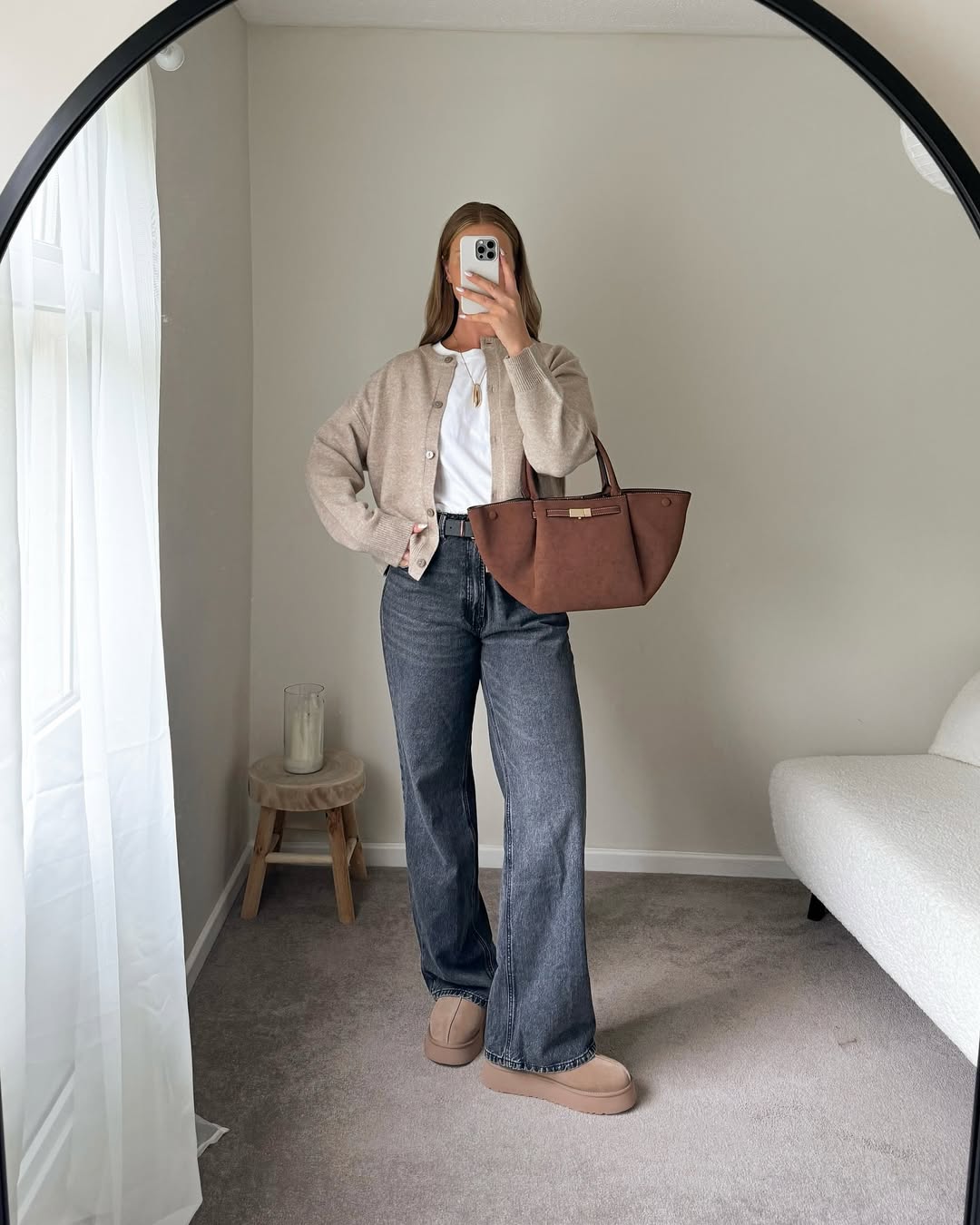 35 Cardigan Outfits 2025 for Women to Copy This Year - divagaze.com