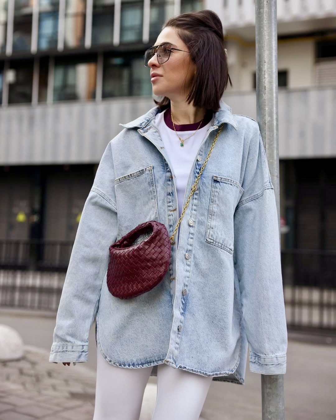 25 Jean Jacket Outfits 2025 for Women Who Love Style - divagaze.com