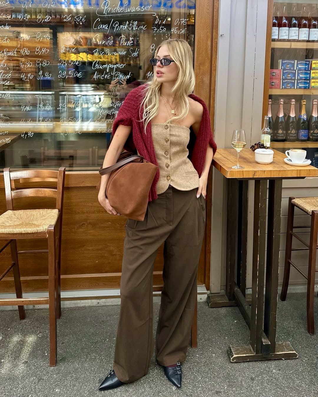 30 Best 90s Fall Outfits 2025 for Women to Try Now - divagaze.com