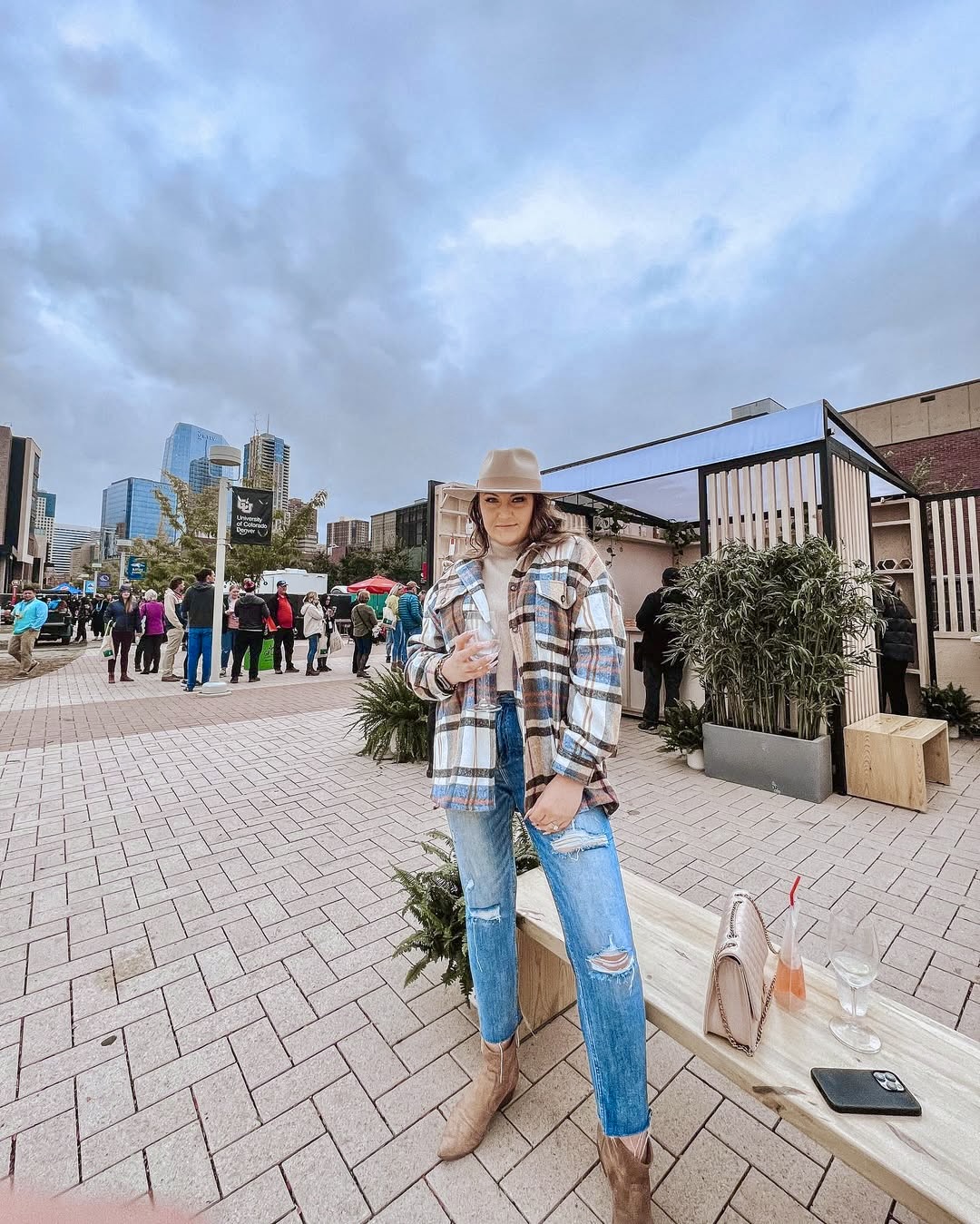 30 Fall Festival Outfit Ideas for Women - divagaze.com