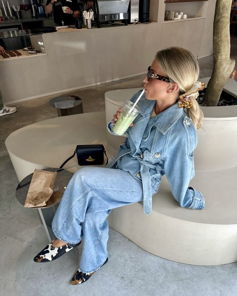 35 Denim on Denim Outfit 2025 Ideas to Try Now - divagaze.com