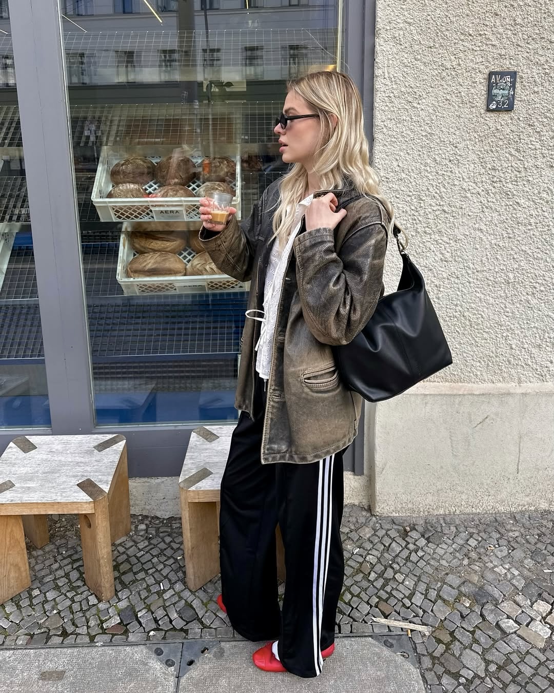 30 Best 90s Fall Outfits 2025 for Women to Try Now - divagaze.com