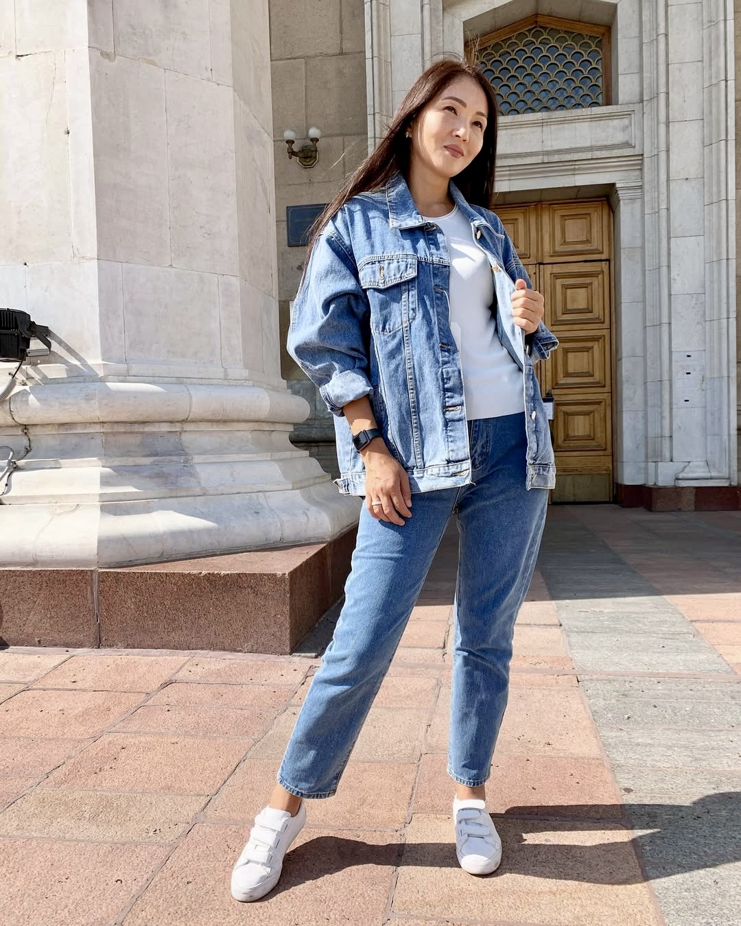 25 Jean Jacket Outfits 2025 for Women Who Love Style - divagaze.com