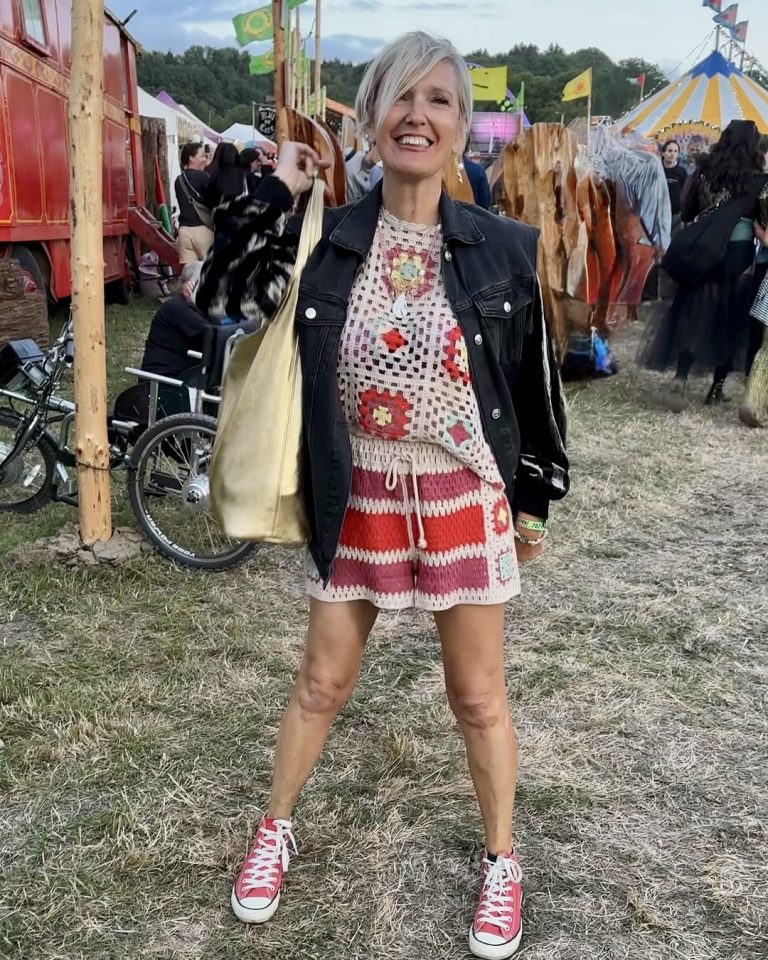 30 Fall Festival Outfit Ideas for Women - divagaze.com