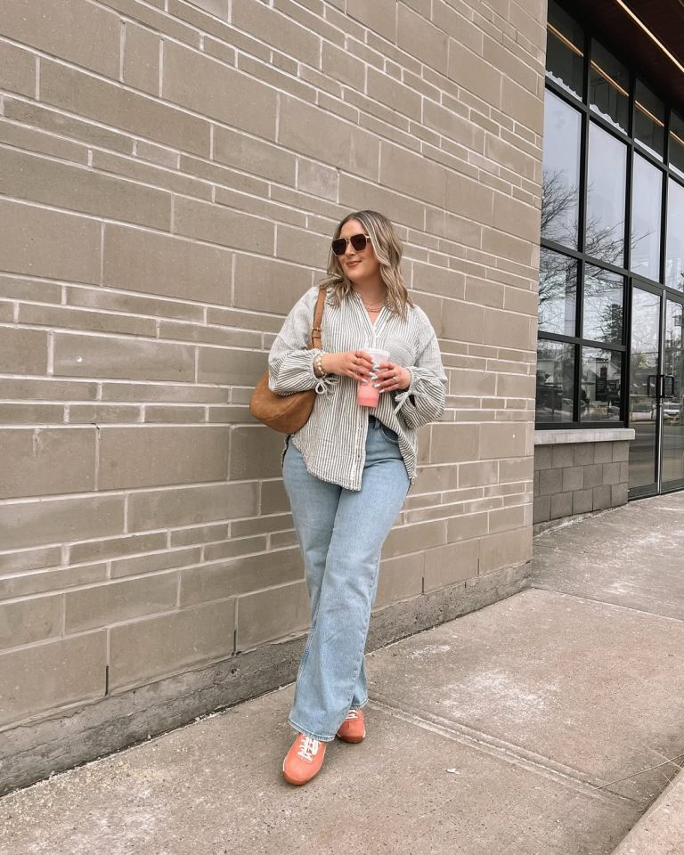 35 Mom Outfits Fall 2025 That Are Stylish and Comfortable - divagaze.com