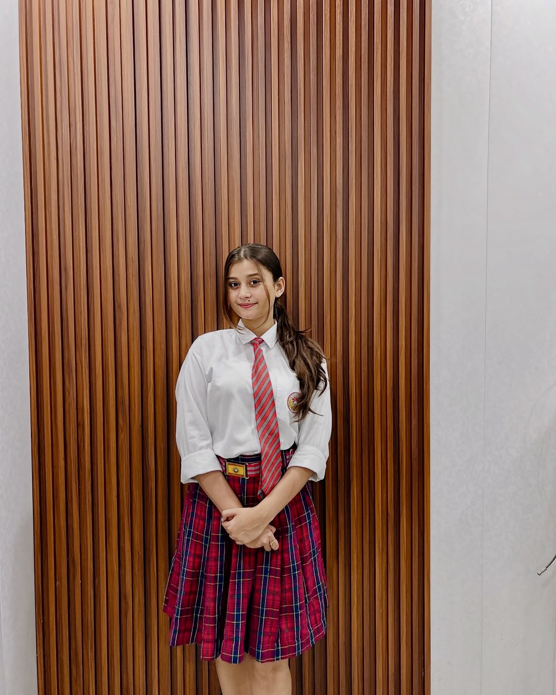 30 Back to School Uniform Outfits 2025 for Girls - divagaze.com