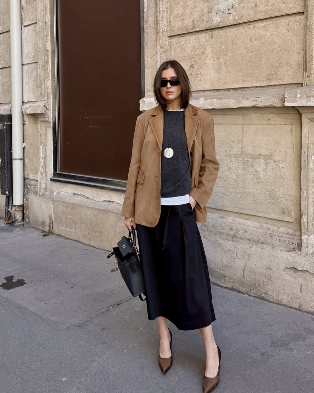 30 Best 90s Fall Outfits 2025 for Women to Try Now - divagaze.com