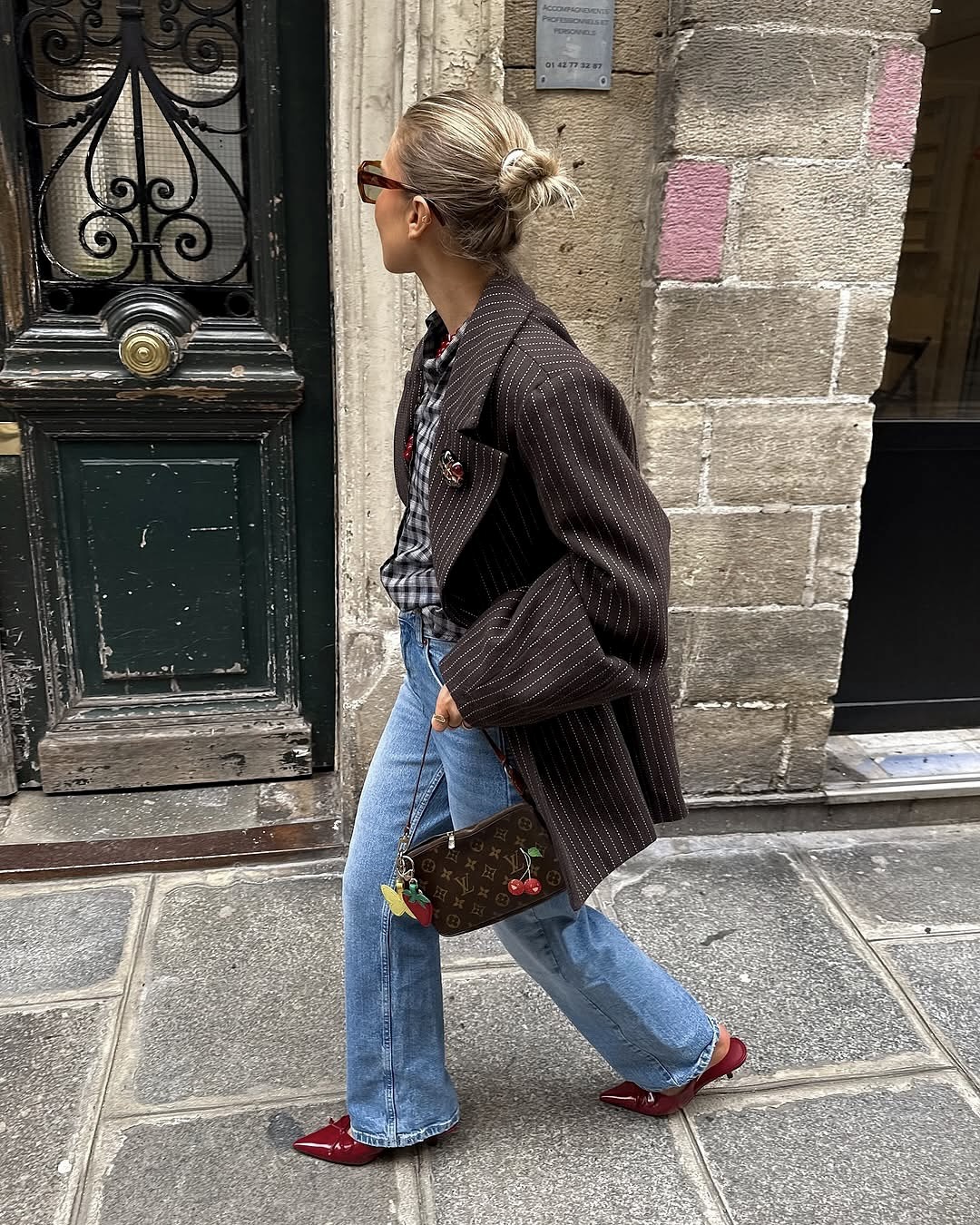 30 Best 90s Fall Outfits 2025 for Women to Try Now - divagaze.com