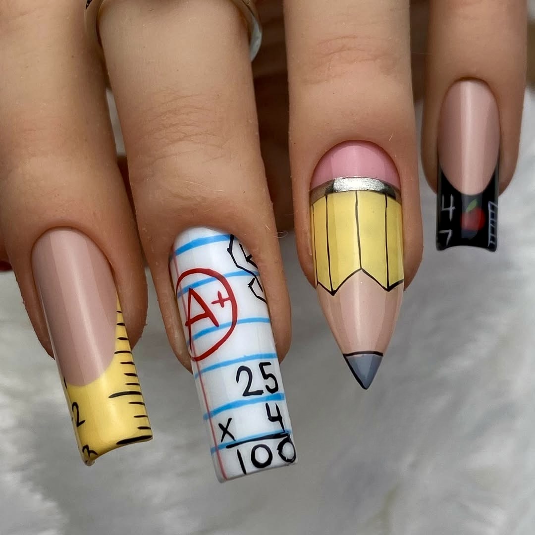 25 Back to School Nails 2025 for Students and Teachers - divagaze.com