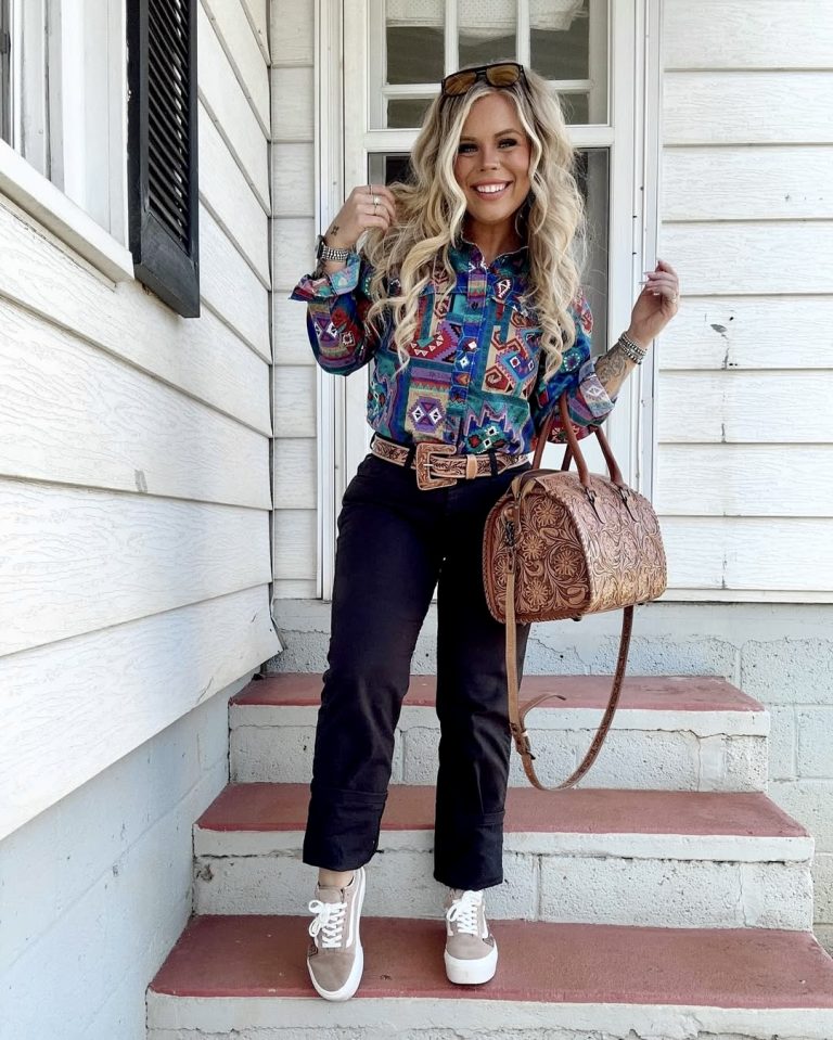 35 Western Fall Outfits 2025 for Women to Copy Now - divagaze.com