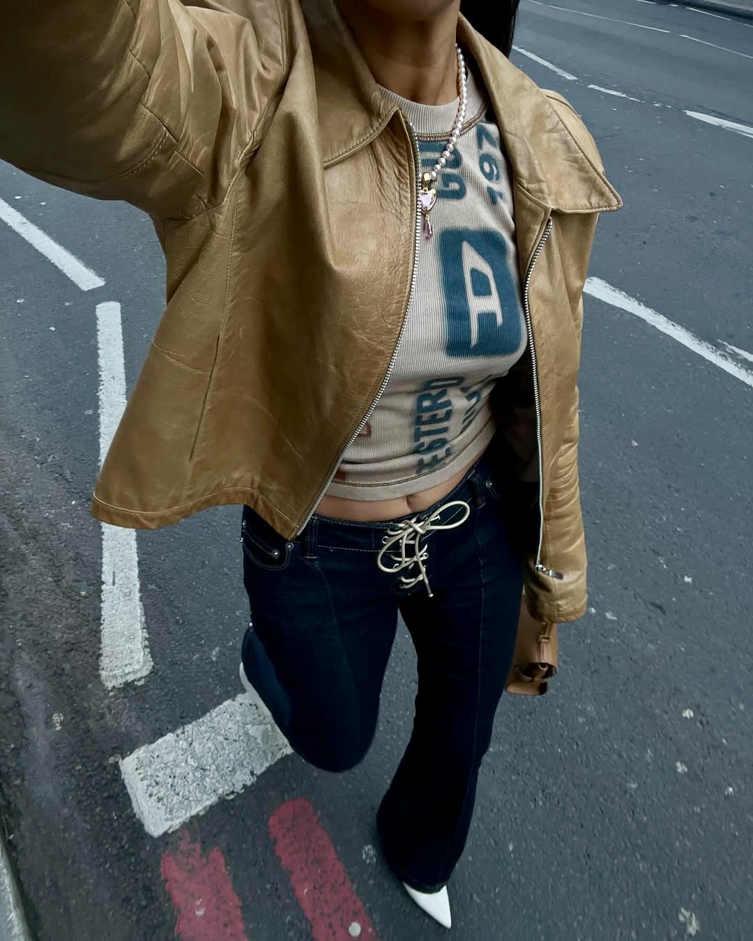 30 Best 90s Fall Outfits 2025 for Women to Try Now - divagaze.com